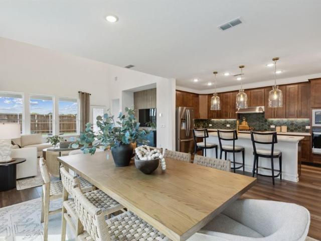 11109 Abbotsbury Road