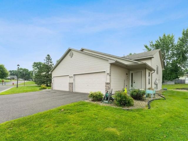 11109 Frankfort Pkwy NE, Saint Michael, MN 55376
