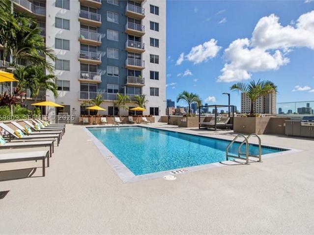 1110 NW 1st St Apt 305, Miami, FL 33128
