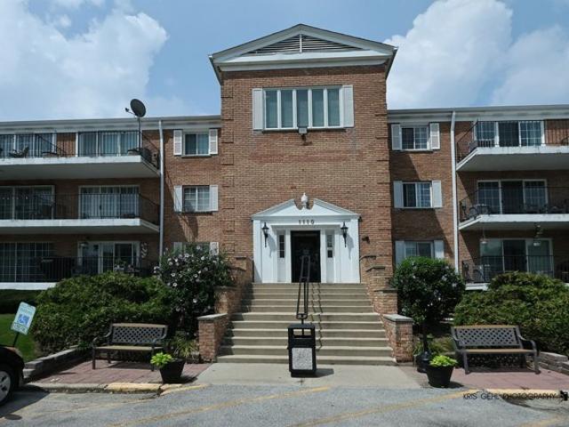 1110 N Farnsworth Ave Apt 310, Aurora, IL 60505