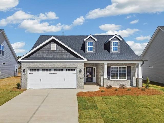 1110 Nantucket Dr, Mebane, NC 27302