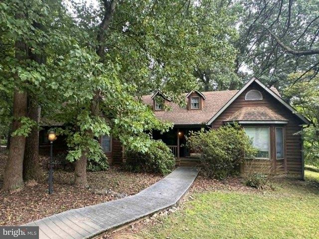 1110 Antler Dr, York, PA 17406