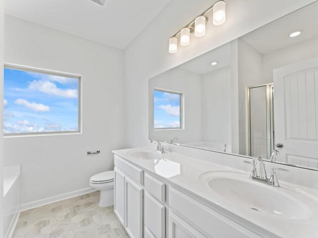 1110 Bluecreek Cir