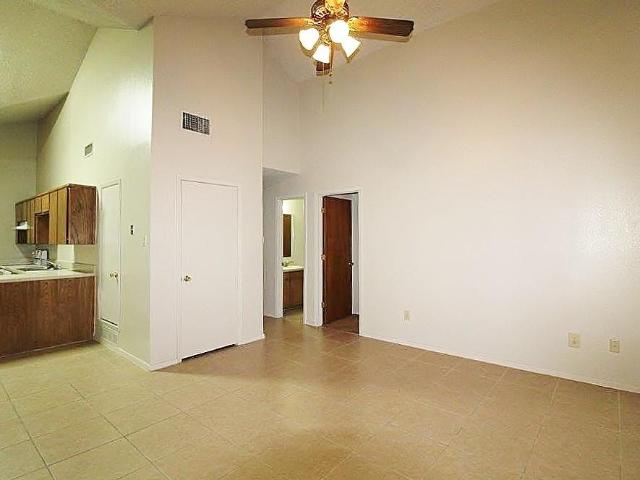1110 Curtis Drive
