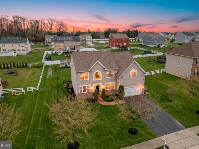 1110 Cardigan Rd, Middletown, DE 19709 | MLS #DENC2098 | Compass