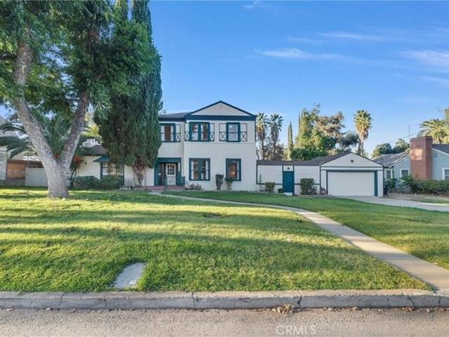 1110 Cedar Ave, Redlands, CA 92373