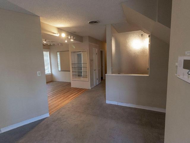 1110 e broadway b