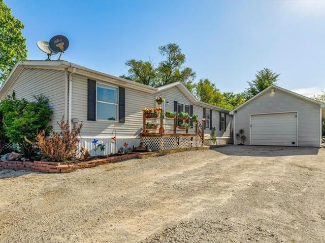 1110 Grant St, Redfield, IA 50233