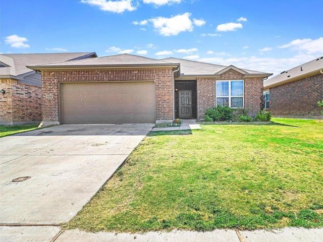 1110 Greywood Dr, Van Alstyne, TX 75495