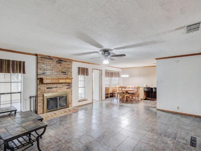 1110 Hemphill Court