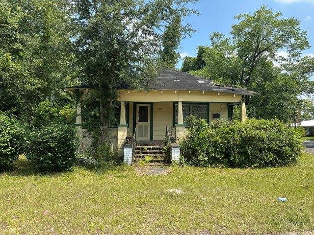 1110 Jordan St, Waycross, GA 31501