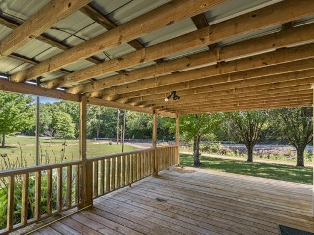 1110 King Rd, Centerville, TN 37033