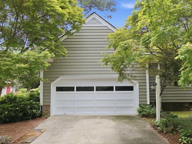 1110 Laurel Lane NW