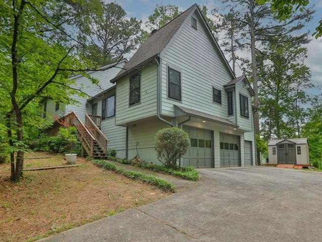 1110 Pine Grove Pointe Dr, Roswell, GA 30075