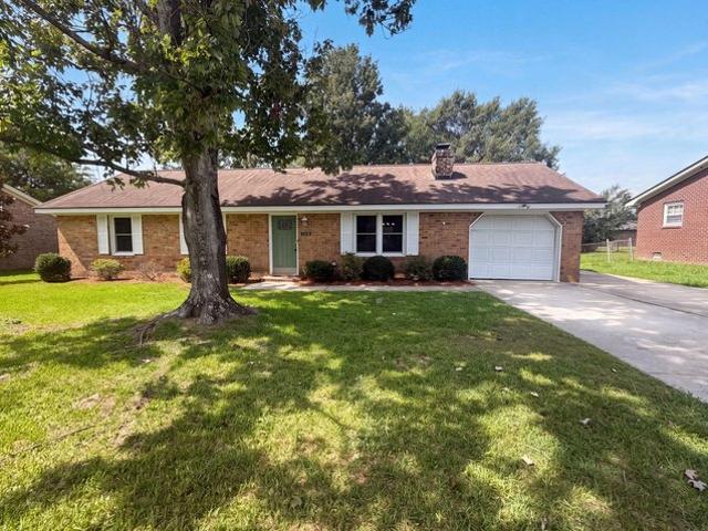 1110 Stuart Dr, Moncks Corner, SC 29461