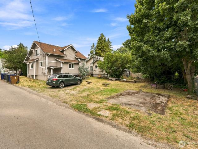 1110 S 25th Street # A/B