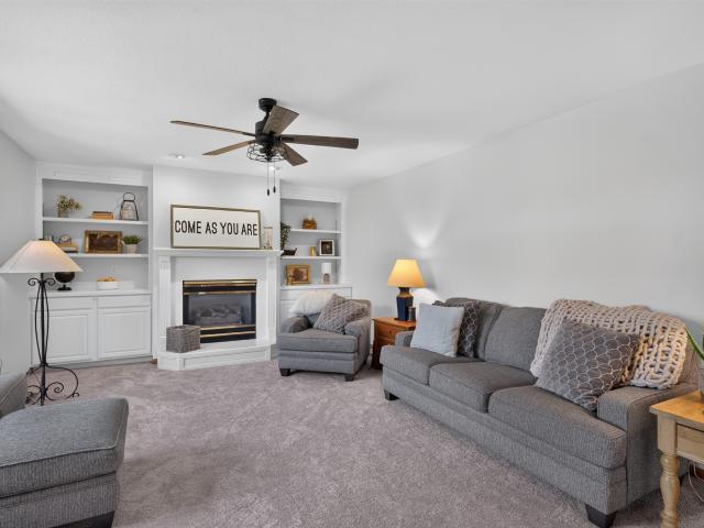 1110 Sandalwood Court SW