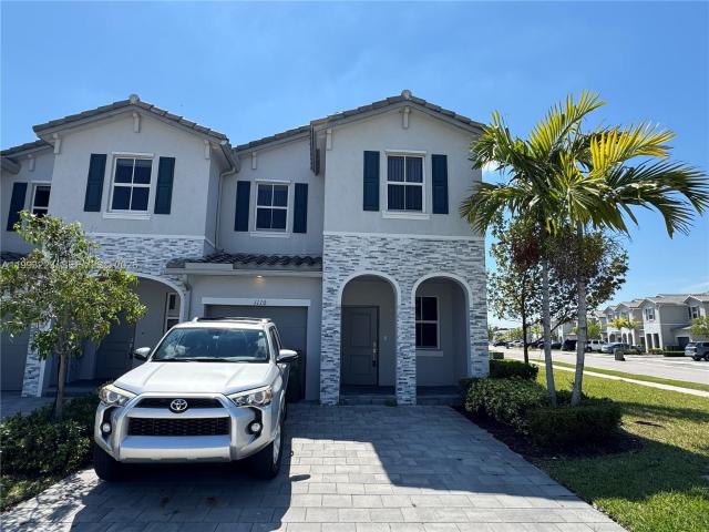 1110 SE 27th St, Unit 1110, Homestead, FL 33035 | MLS #A11993 | Compass