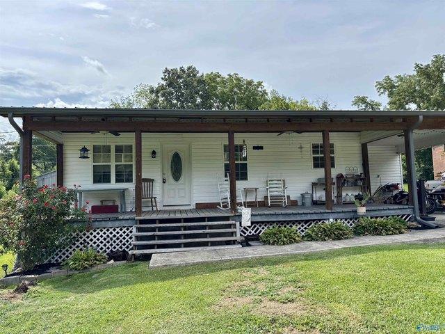 1110 Valley Dr, Attalla, AL 35954