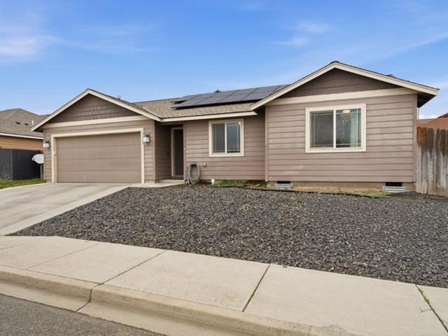 1110 W Davis St, Connell, WA 99326