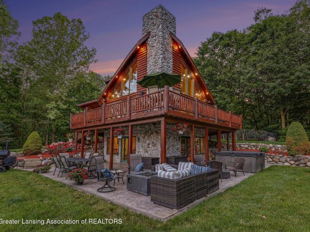 1110 White Birch Trail