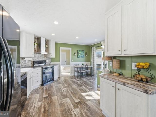 1110 12th Ave Unit 818, Wilmington, DE 19808