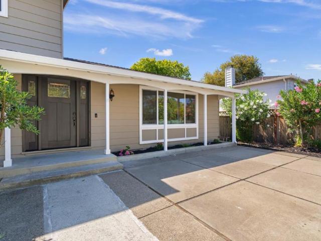 11113 Wilkinson Avenue