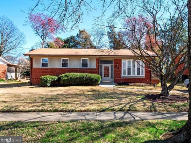 11113 Easecrest Dr, Silver Spring, MD 20902