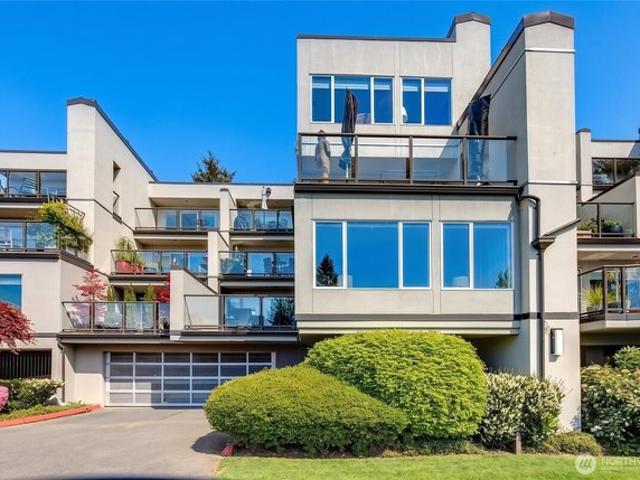 11110 NE 41st Dr Apt 49, Kirkland, WA 98033