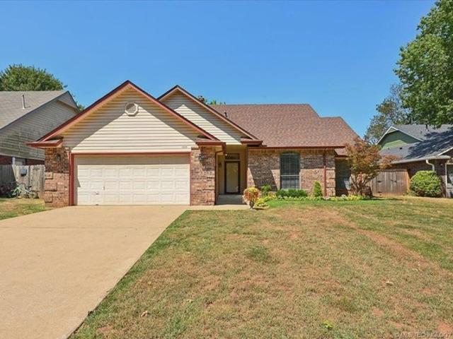 11110 S 108th East Ave, Bixby, OK 74008
