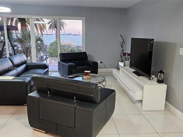 11111 Biscayne Blvd Unit 3F, Miami, FL 33181