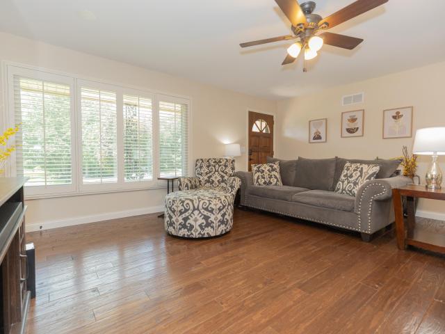 11111 Karendale Court