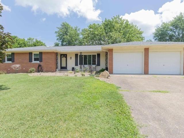 11111 Karendale Ct, Evansville, IN 47720
