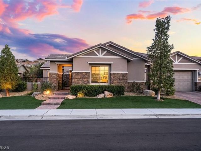 11111 Luna Blanca Dr, Las Vegas, NV 89138