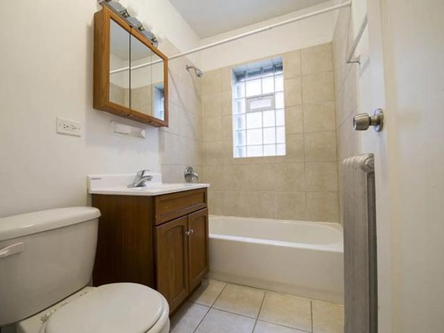 11111 S Vernon Ave, Chicago, IL 60628