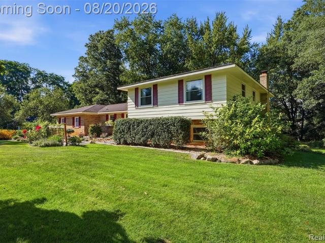 11111 Shadywood Drive