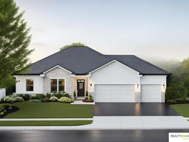 11112 N 173rd St, Bennington, NE 68007