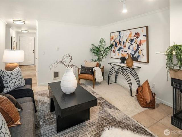 11114 NE 125th Ln Apt G227, Kirkland, WA 98034