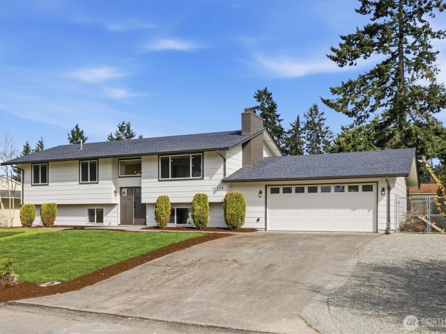 11115 th St SW, Tacoma, WA 98498 | Compass