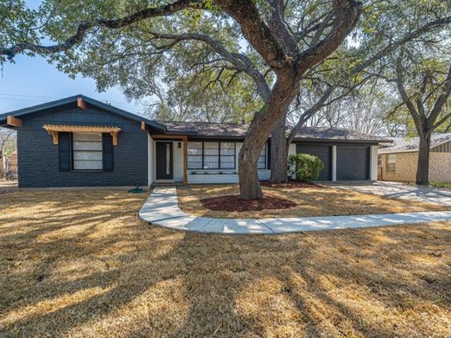 11118 Dreamland Dr, San Antonio, TX 78230