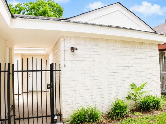 11118 High Star Drive