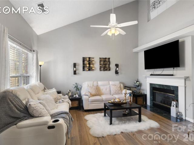 11118 Pimlico Dr, Charlotte, NC