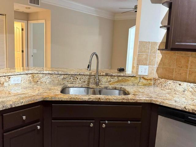 1111 Myrtlewood Cir E, Unit 1111, Palm Beach Gardens, FL 33418 | MLS #R11110 | Compass