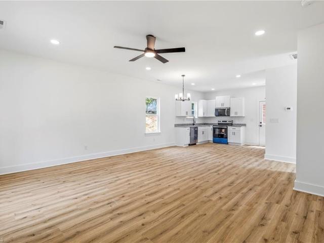 1111 Manly Street