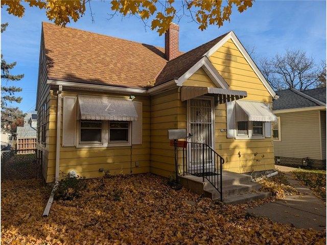1111 Maryland Ave E, Saint Paul, MN 55106