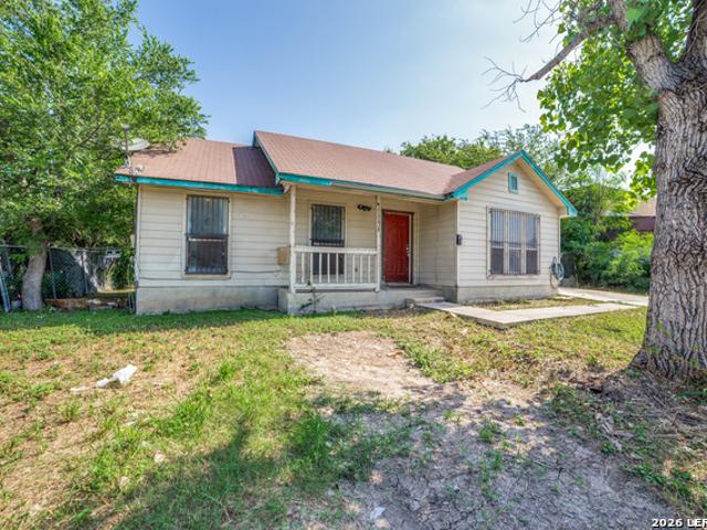 1111 Menchaca St
