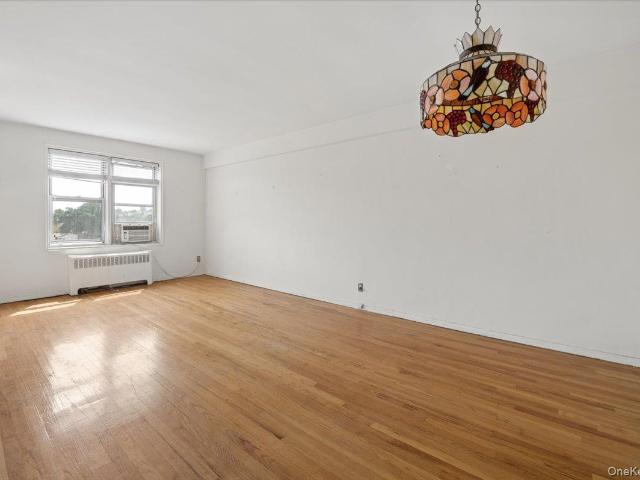 1111 Midland Avenue 6H