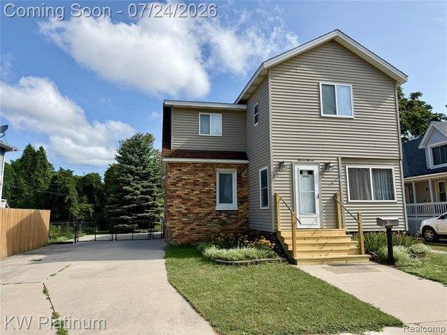 1111 Minnie St, Port Huron, MI 48060