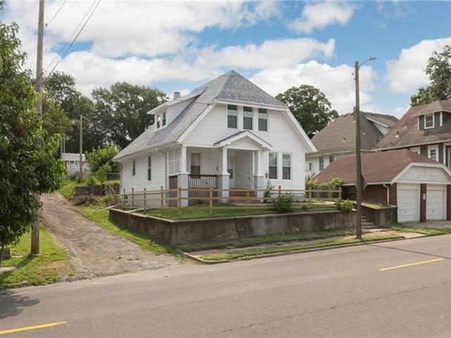 1111 N 18th St, Saint Joseph, MO 64501