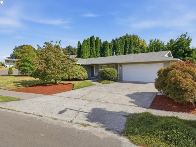 1111 NE 126TH LOOP